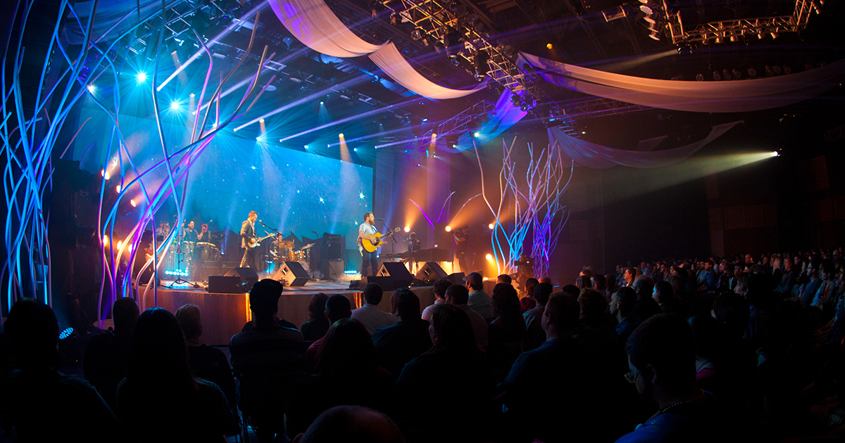 20+ Show Production Grads Work on Biggest Tours of 2022