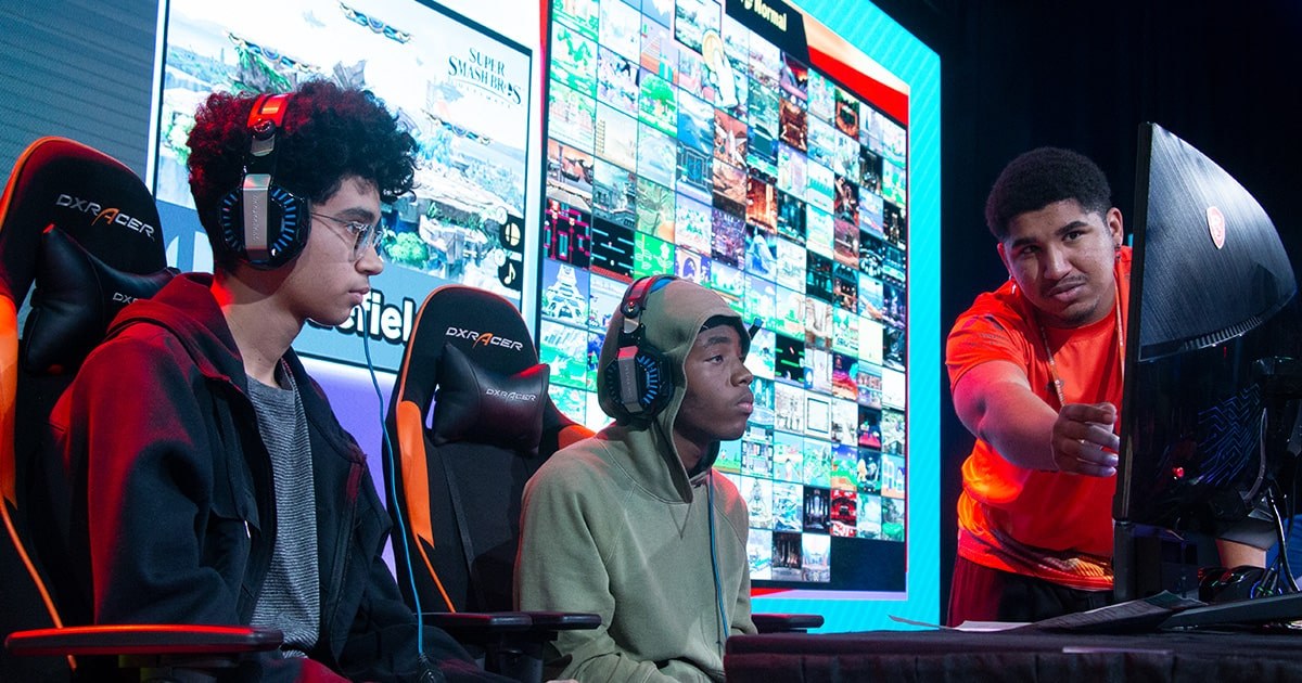 Esports Tournament Brings Florida High Schoolers to the Fortress