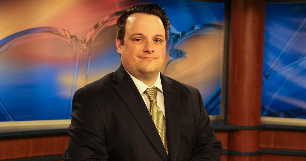 Grad Brings Sportscasting Skills to News Reporting
